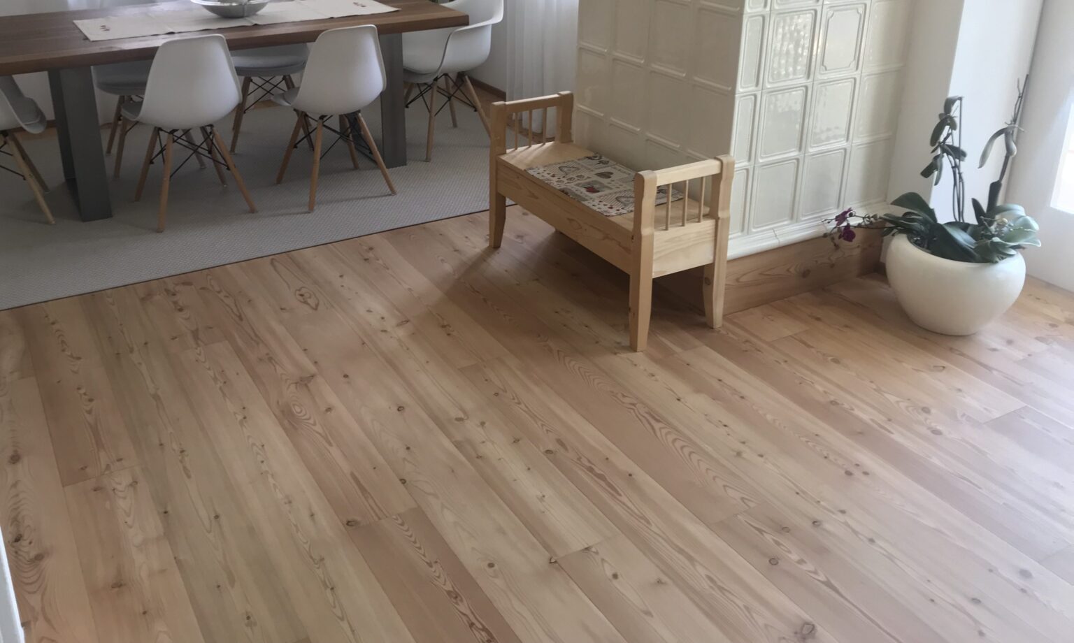 Il parquet in larice regala l'atmosfera di montagna - Ideal Legno